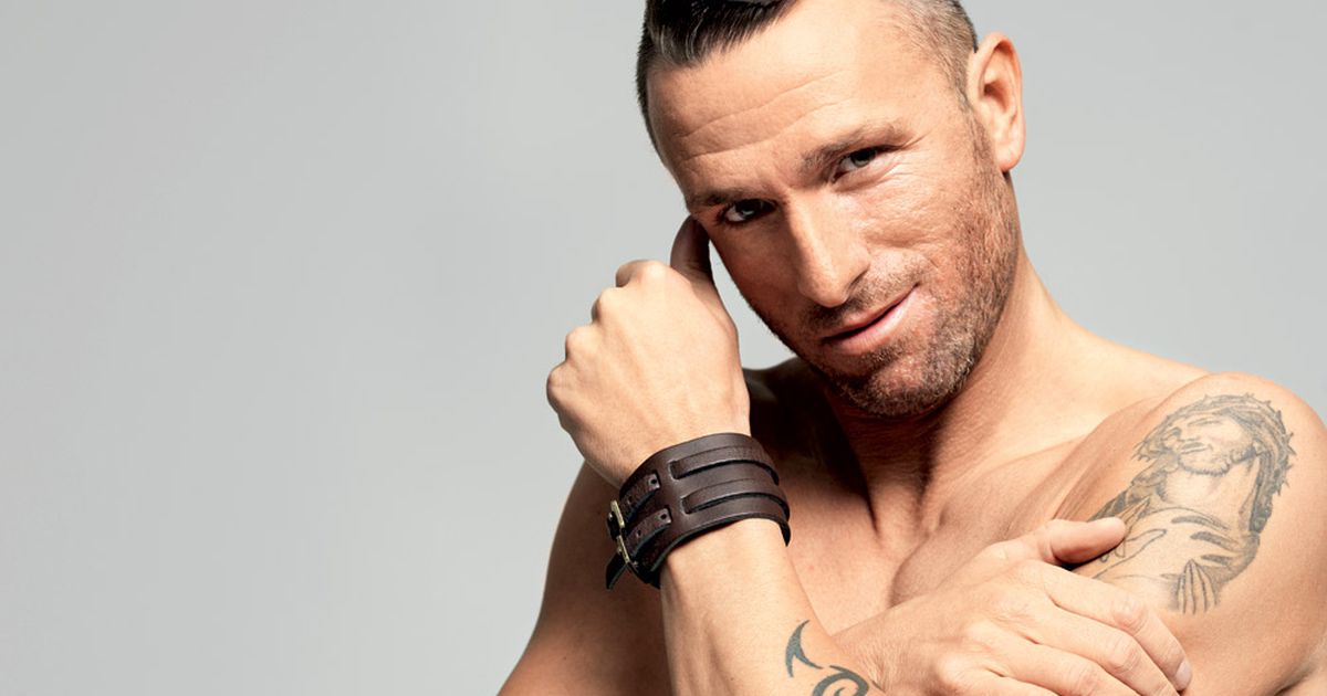 Sebastjan Cimirotič: Pokazal izklesano telo - Govori.se