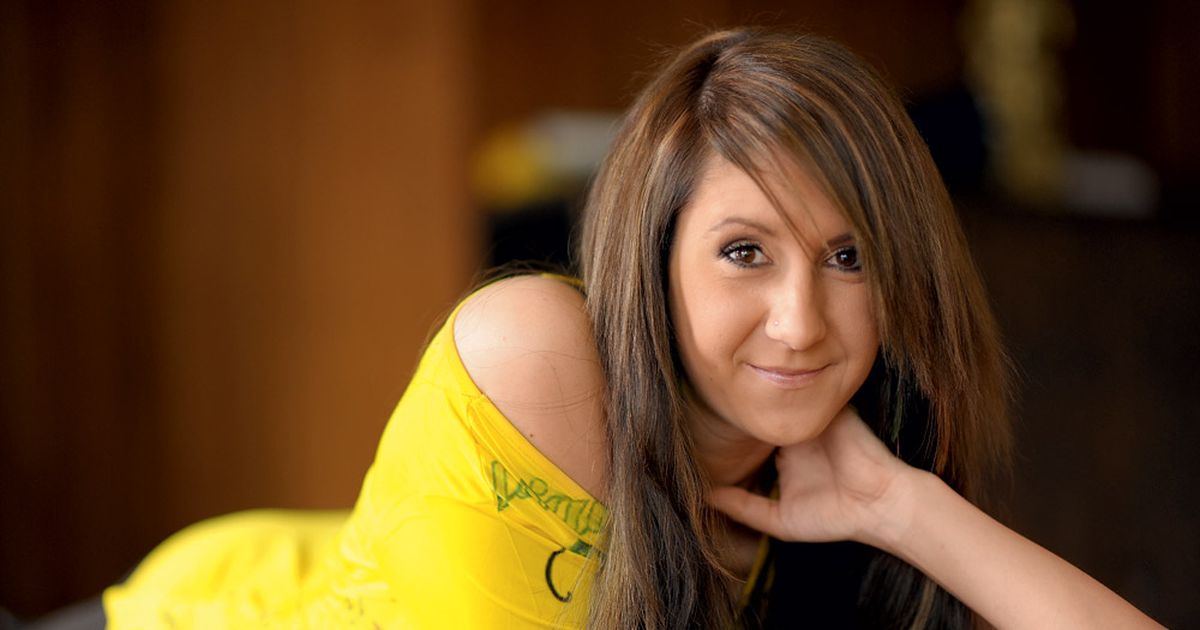 Sandra Auer: Okreva po težkem porodu - Govori.se