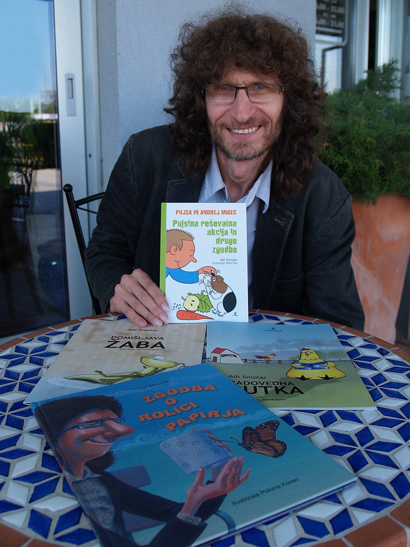 Adi Smolar za mlade bralce izdal zbirko knjig - Domači trači - Govori.se