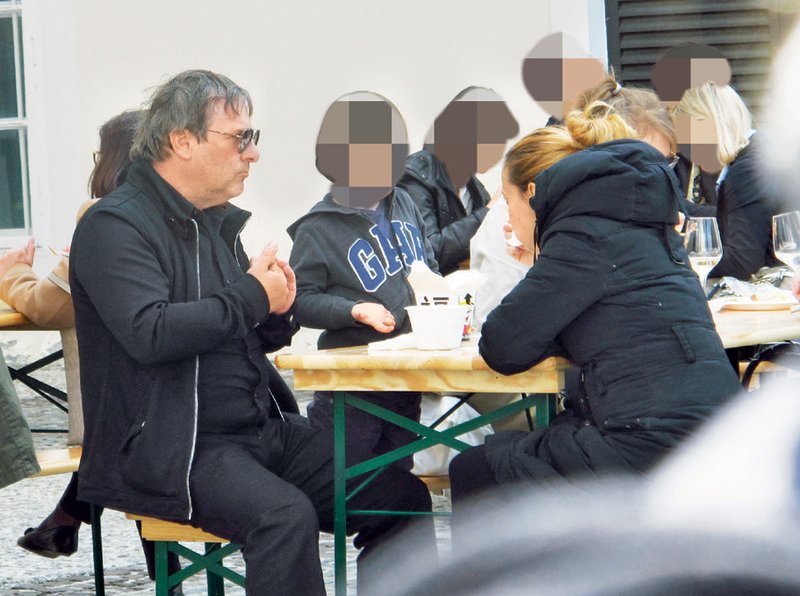 Bojan Emeršič z družino ujet na Odprti kuhni - Domači trači - Govori.se