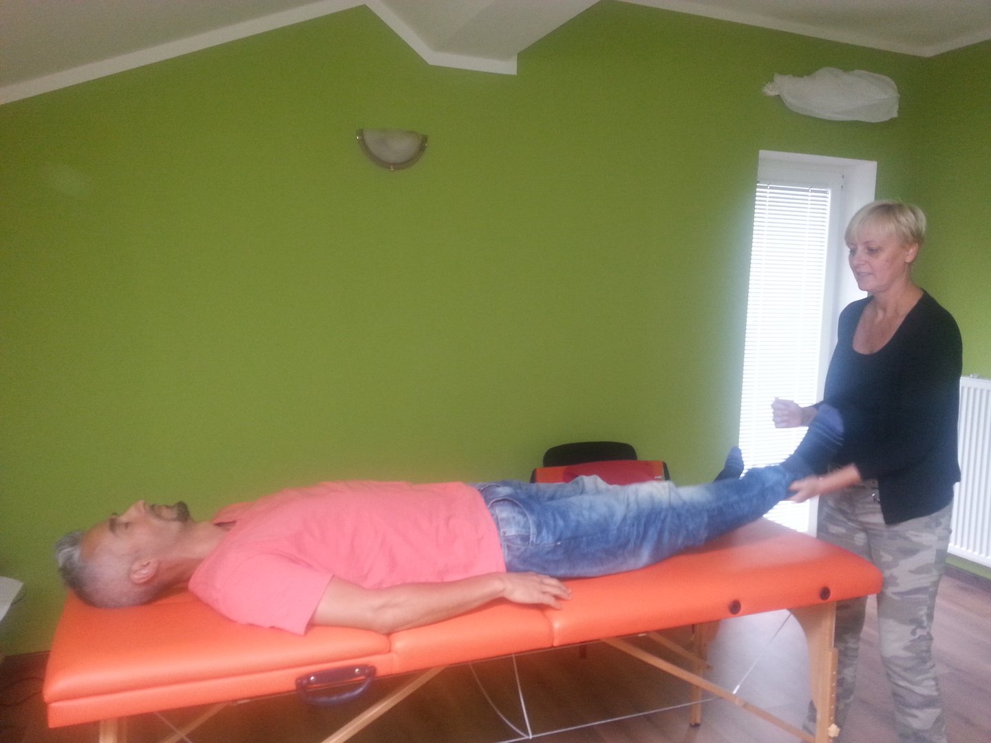 Gena Zeneli se je prepustil drugi - Govori.se