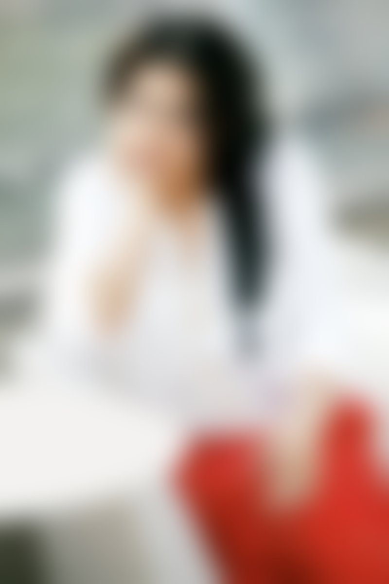 Ivona (Bar): "Brez dvoma je mami bila moja prva modna ikona." - Domači ...