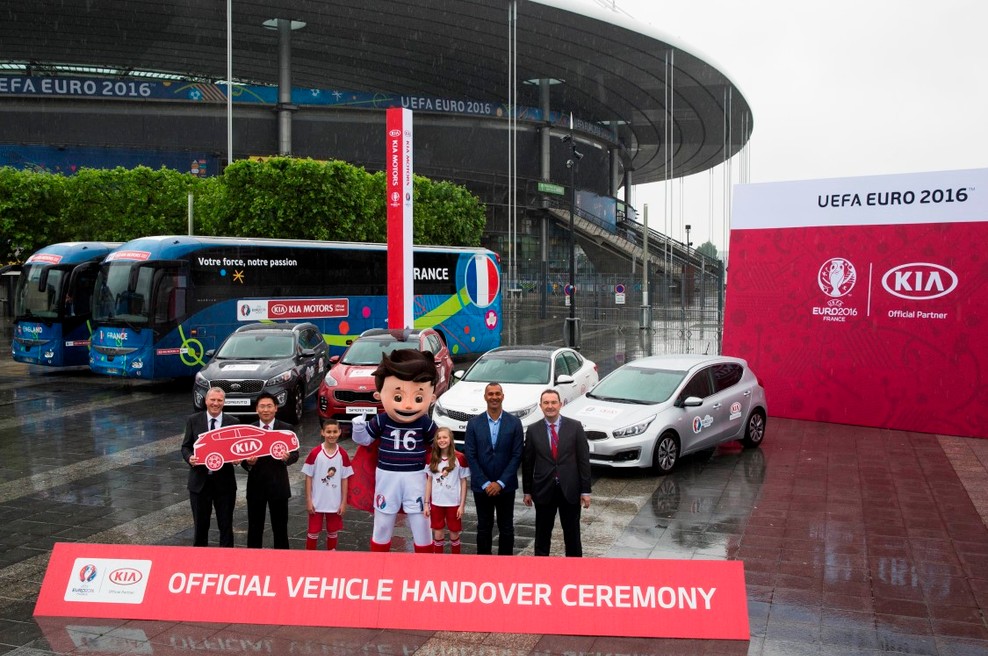 Kia je s svojo floto nared za EURO 2016 - Govori.se