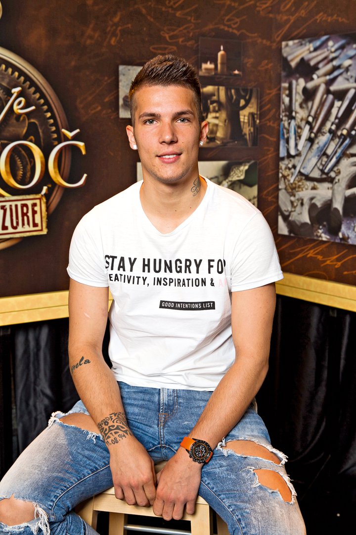 Bilo je nekoč: Dobrodelnost, nakupovanje in obnova hiše! - Govori.se