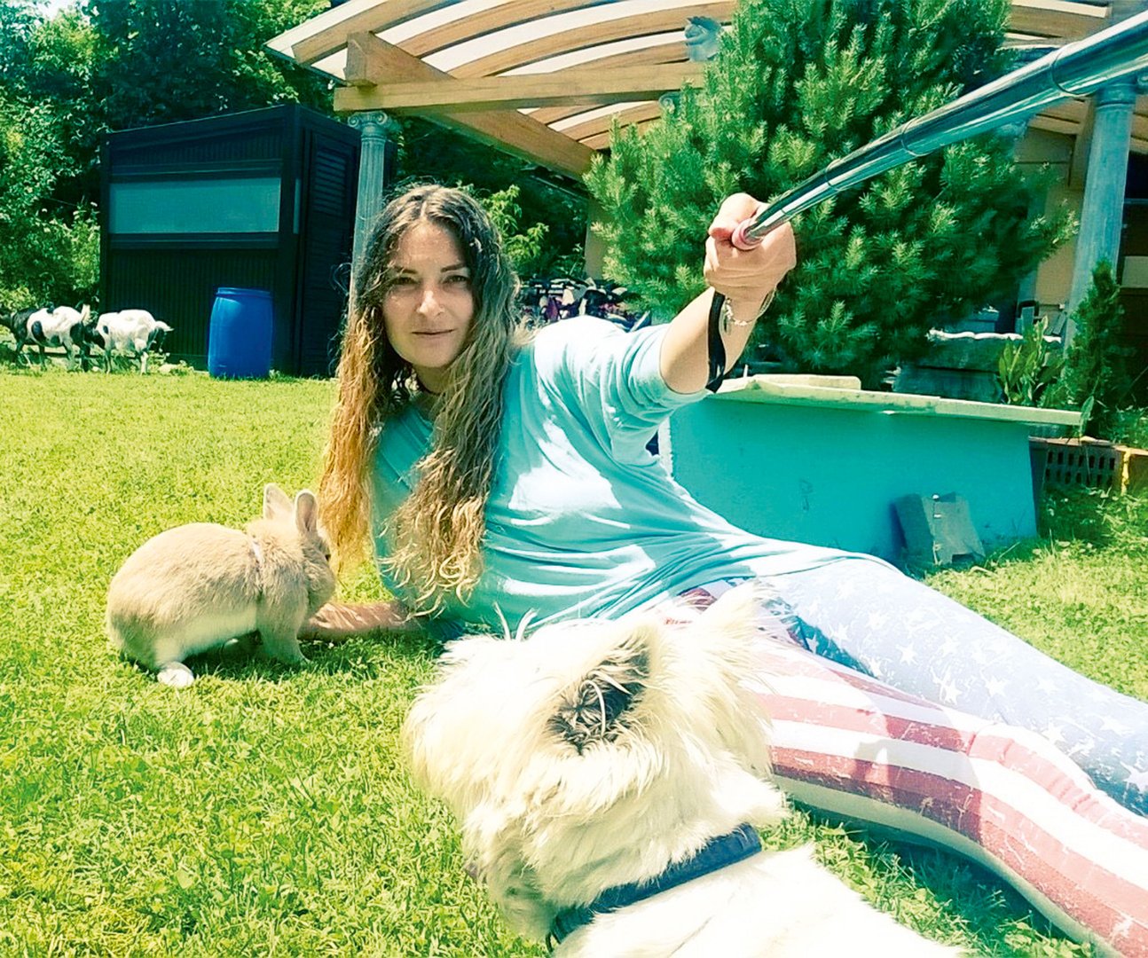 Tia Anna Paynich: Ima svoj mali živalski vrt - Govori.se