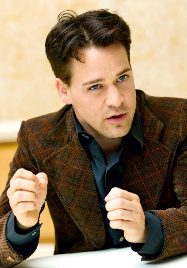 T. R. Knight - Govori.se