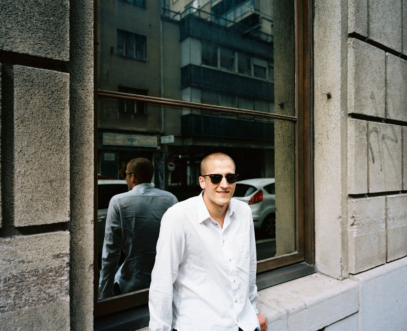 Fotograf Jošt Franko išče ljudi, o katerih nihče ne poroča ...