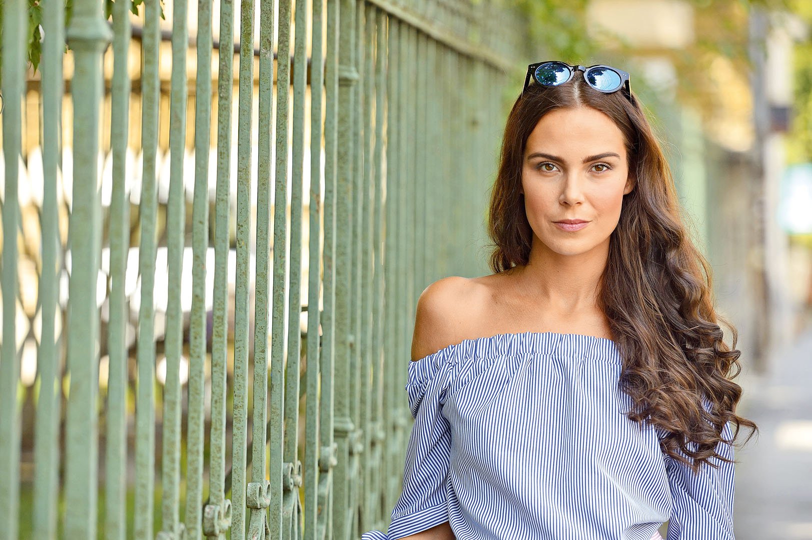 Ula Furlan v čipkastem perilu razkrila čudovito oprsje - Govori.se