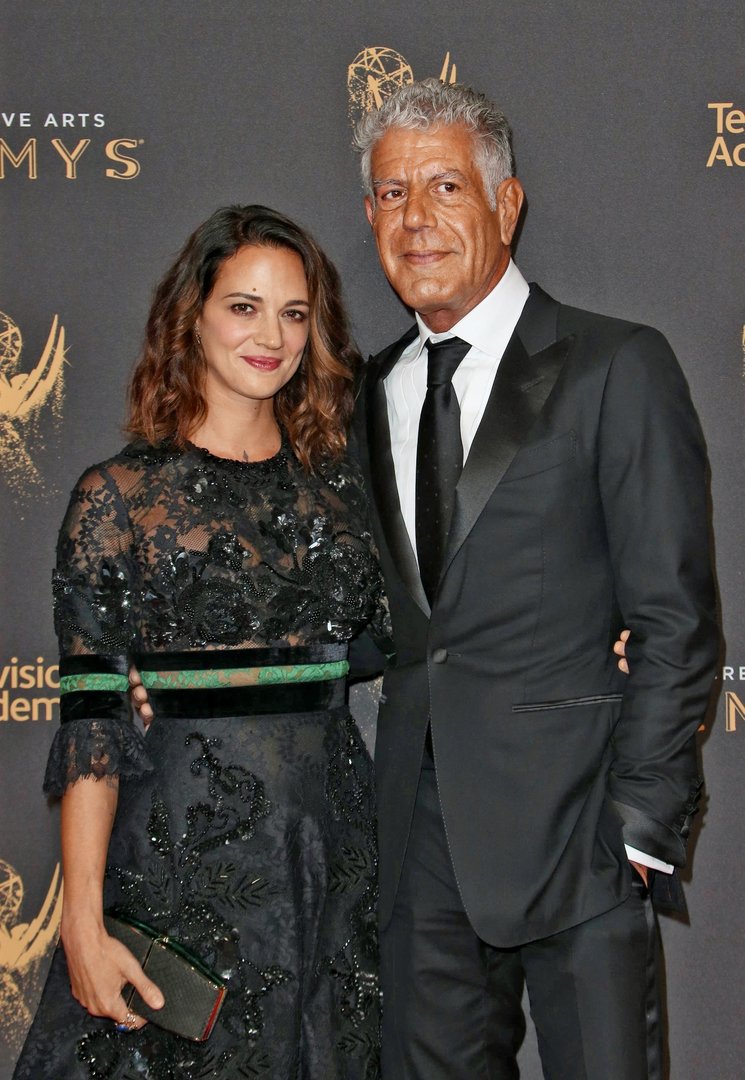 Kulinarični genij Anthony Bourdain je imel vsega dovolj! - Tuji trači ...