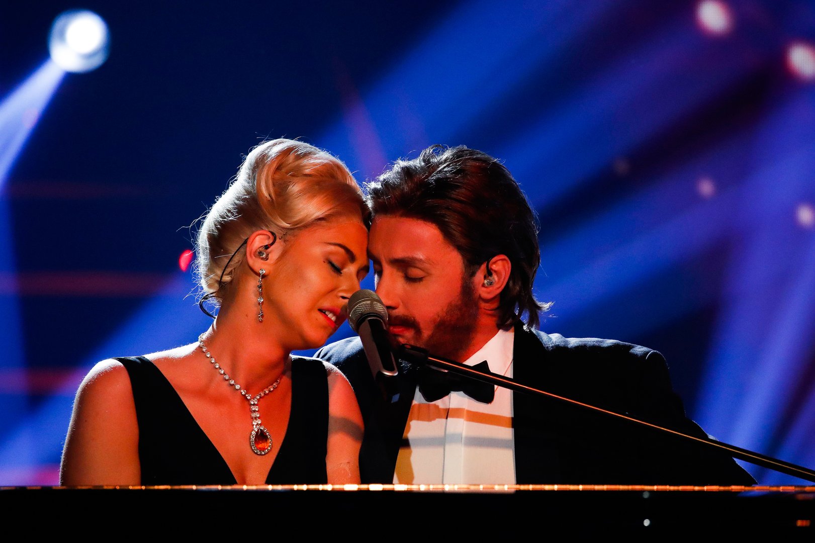 Ob nastopu 'vesoljke' Ane Dežman smo prav vsi ostali odprtih ust ...