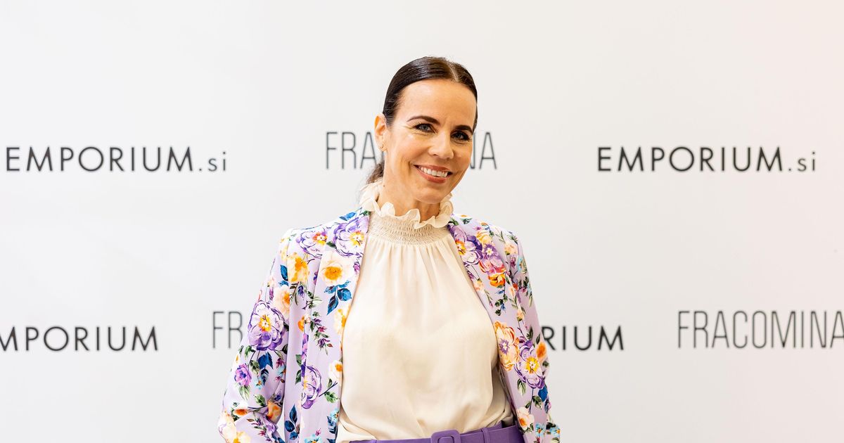 Lorella Flego v kopalkah: Uff tale mini bikini je pokazal vse, kar so mnogi želeli videti ...