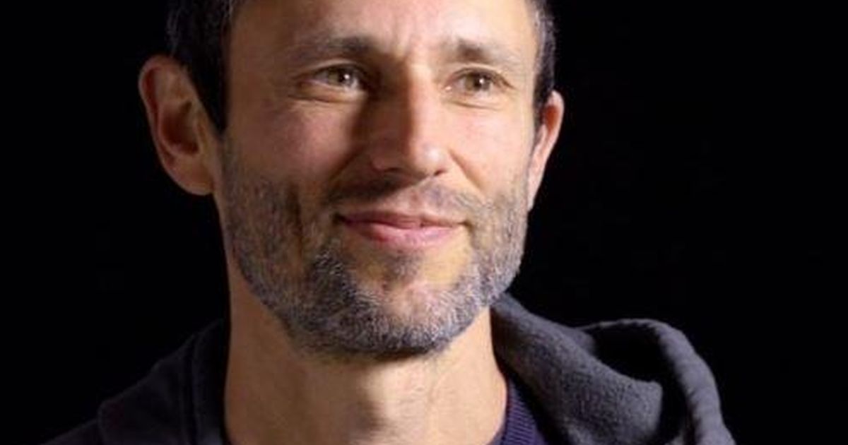 Charles Eisenstein: "Zakaj po več stoletjih tehnološkega napredka še vedno toliko delamo ...