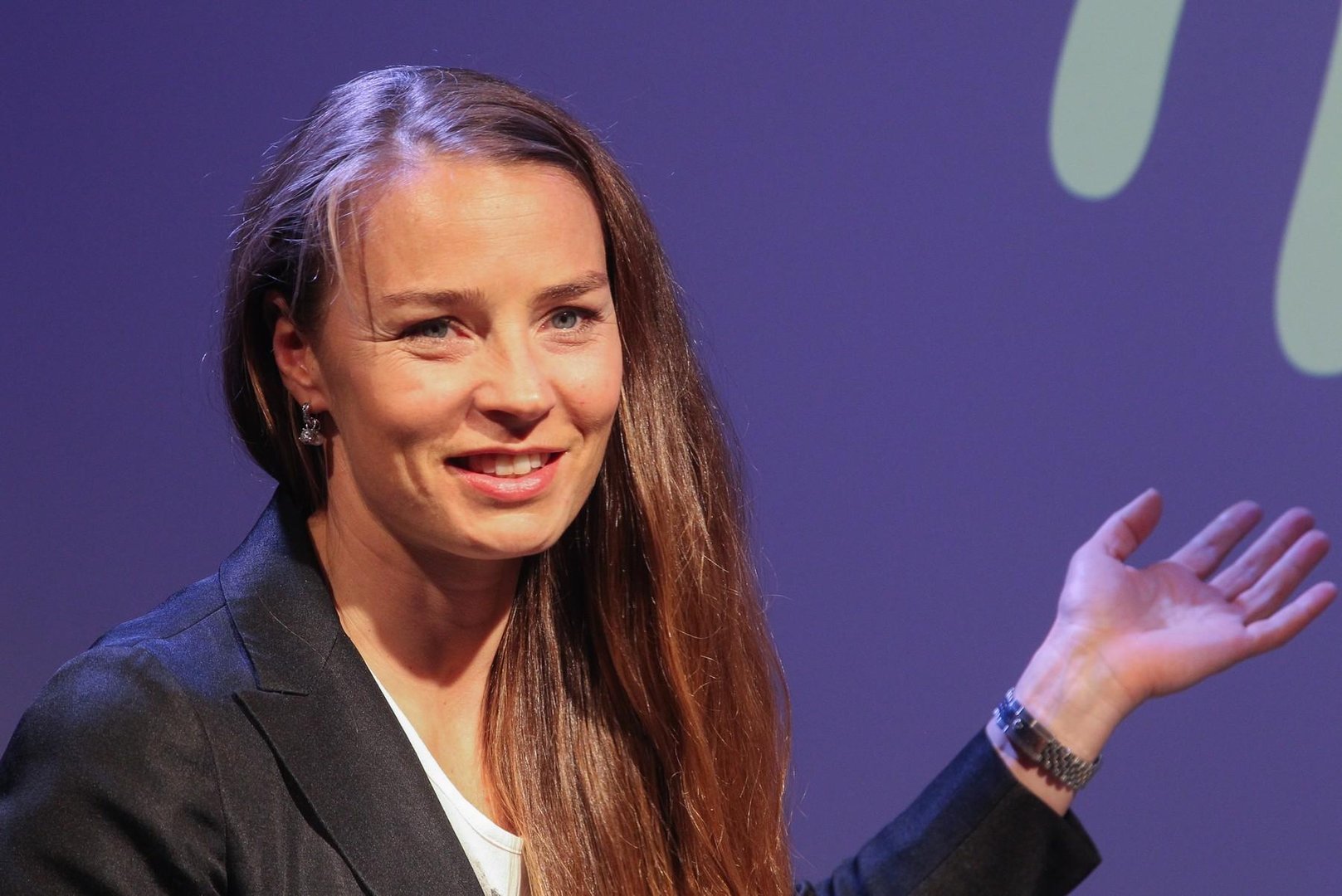 Takole luksuzen avto ima danes Tina Maze in mnogi so zeleni od zavisti - Domači trači - Govori.se